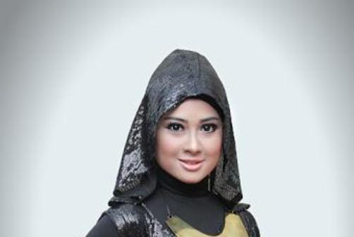 Nina Septiani Terpilih Sebagai Duta Muslimah 2012 – Seputaraceh